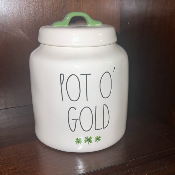 Rae Dunn | Accents | Rae Dunn Pot O Gold Canister | Poshmark